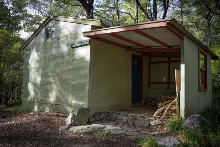 PauaHut – Wellington Tramping and Mountaineering Club