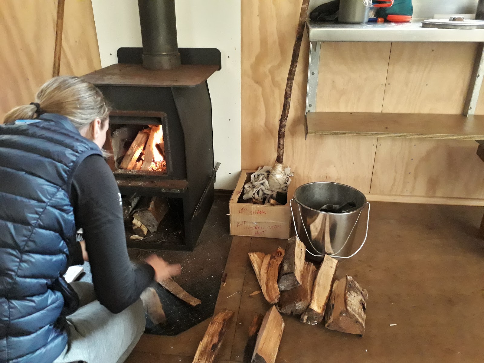 Irongate-Hut-fireplace – Wellington Tramping and Mountaineering Club