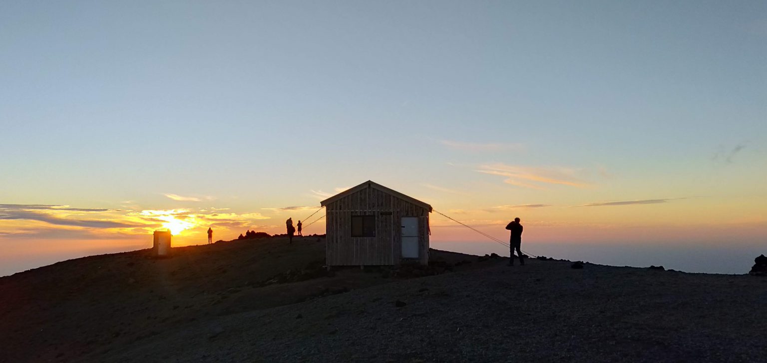 Syme hut – Wellington Tramping and Mountaineering Club