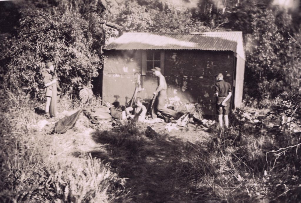 75th-Ohau-Hut – Wellington Tramping and Mountaineering Club